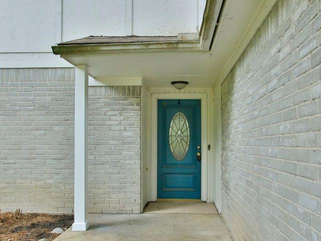 1 Greeningdon Street