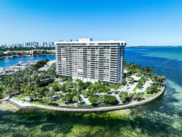 1 Grove Isle Dr #A310, Coconut Grove, FL 33133