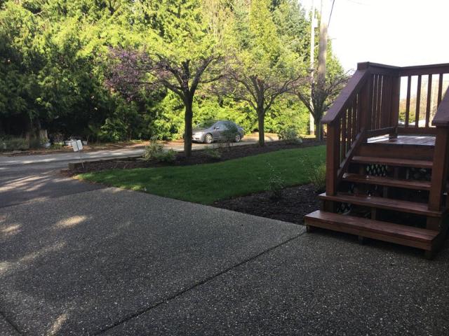 1 huge clean private beautiful room for one person