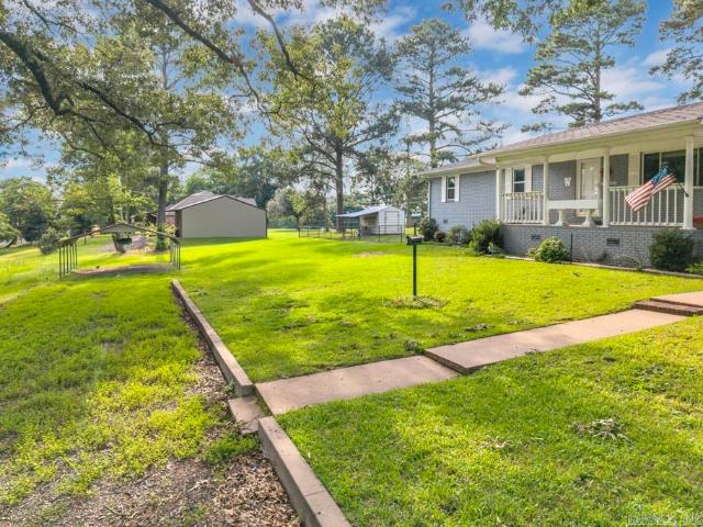 1 Huett Drive