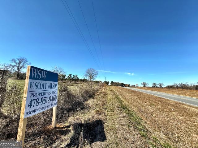1 Hwy 358