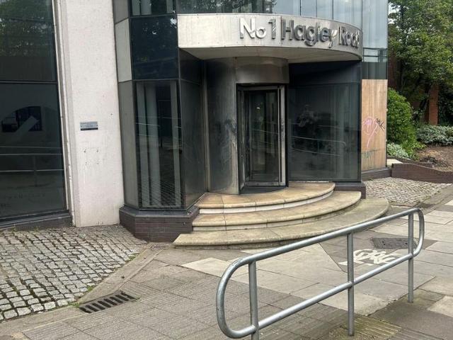 1, Hagley Road, Edgbaston, Birmingham 2 bed apartment to rent £1,000 pcm £231 pw