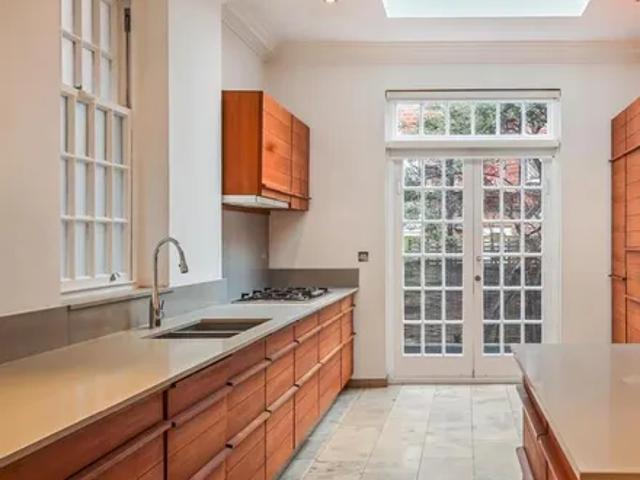1 Hamilton Terrace, London, NW8 9UG, United Kingdom | 6 bed townhouse for rent #130653790 | Rentberry
