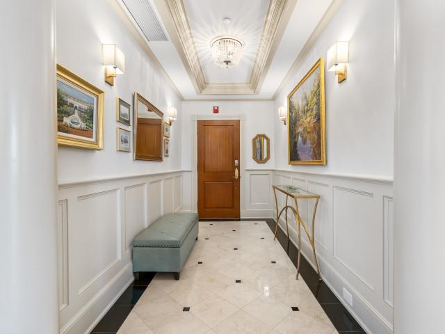 1 Harbour Place # 4F