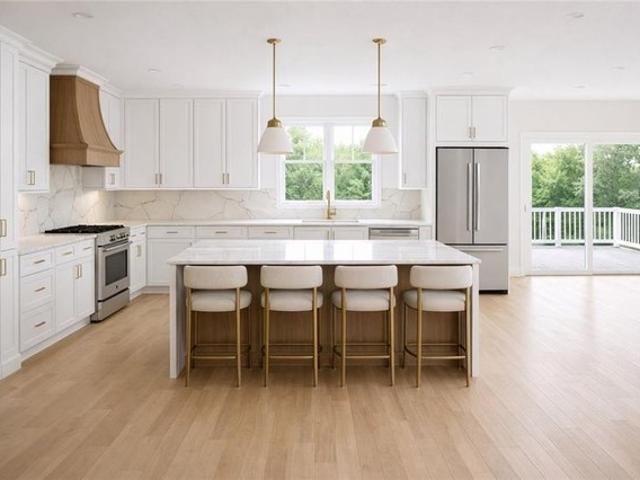 1 Helena Way, Johnston, RI 02919
