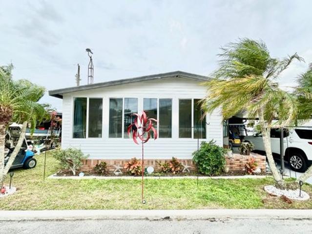 1 Hershey Ln, Lake Placid, FL 33852