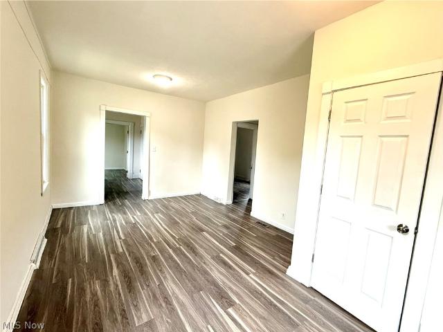 1 Hickory Avenue