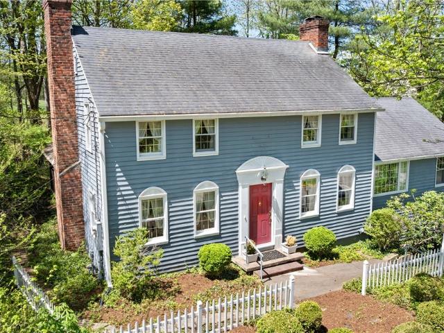 1 Hickory Lane
