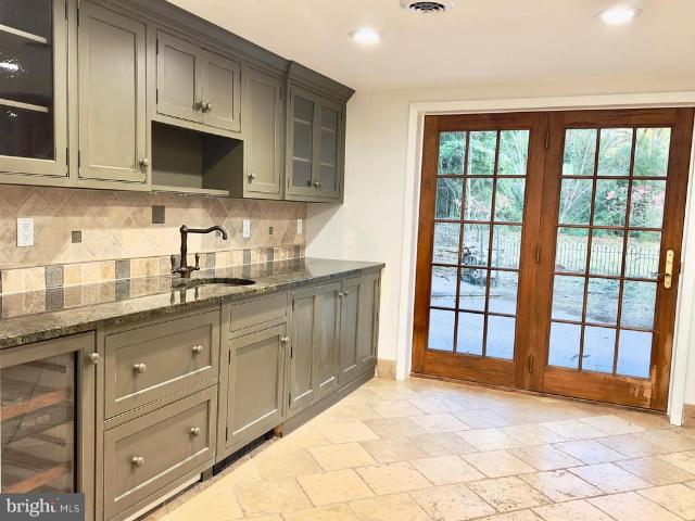 1 High Acres Drive