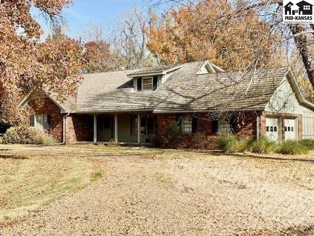 1 Hilltop Dr, Hutchinson, KS 67502