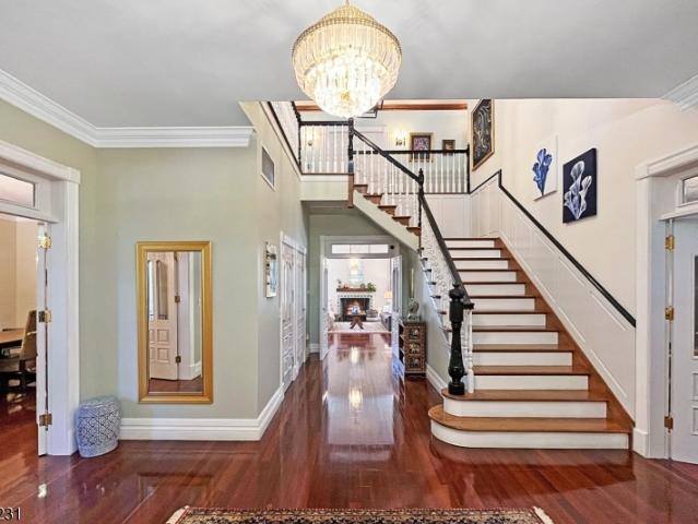 1 Hillview Drive