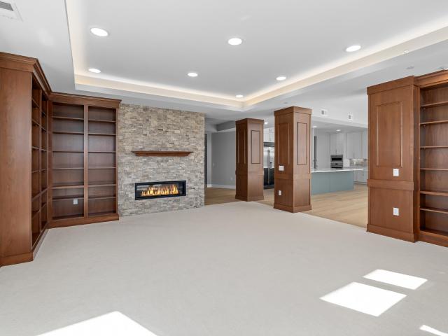 1 Hill Farm Ct, Unit 306, North Oaks, MN 55127 | MLS #7048 | Compass