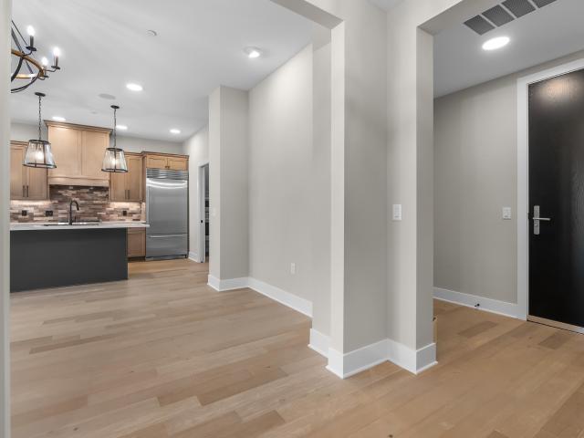 1 Hill Farm Road # 111