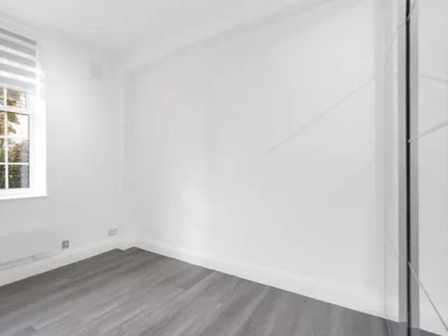 1 Hill Road, London, NW8 9QE, United Kingdom | Studio apartment for rent #138851833 | Rentberry