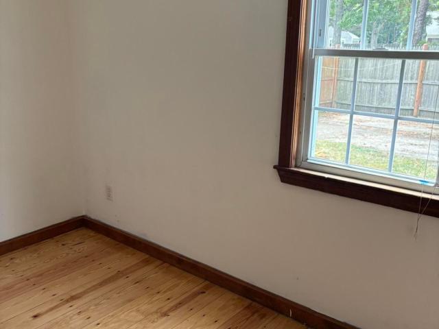 1 Howes Road UNIT 1