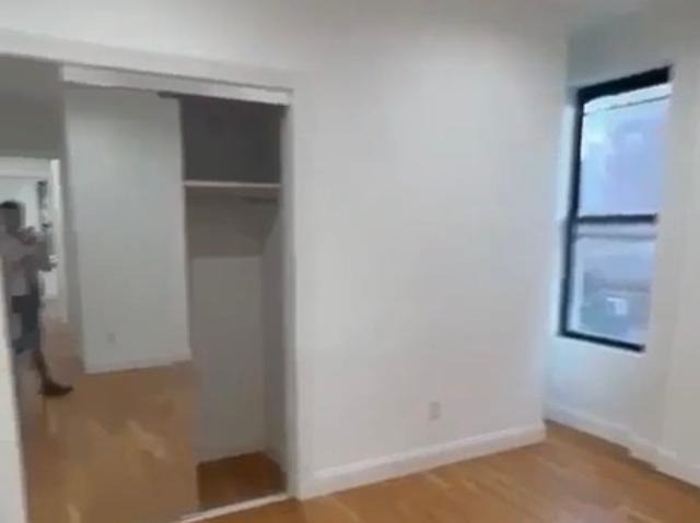 1 independent room in a 3 BHK flat