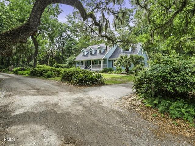 1 Inwood Plantation Dr, Beaufort, SC 29906