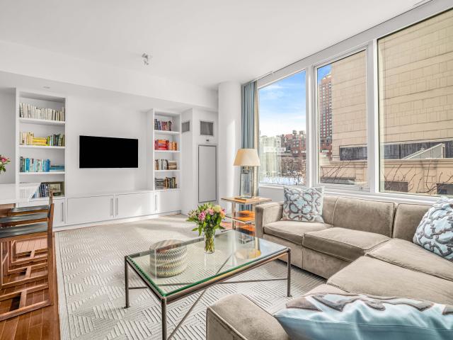 8 Union Square South, Unit 2B