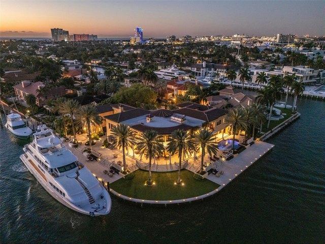 1 Isla Bahia Dr, Fort Lauderdale, FL 33316