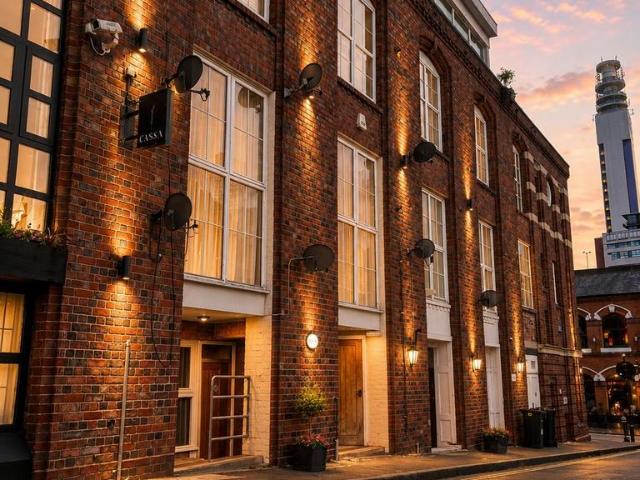 1 James Street, B3 2 bed apartment to rent £1,000 pcm £231 pw