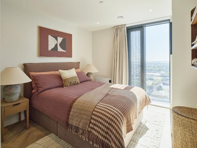 1 James Watt Queensway, Birmingham B4, 2 bed flat to rent, £1,900 pcm | PrimeLocation