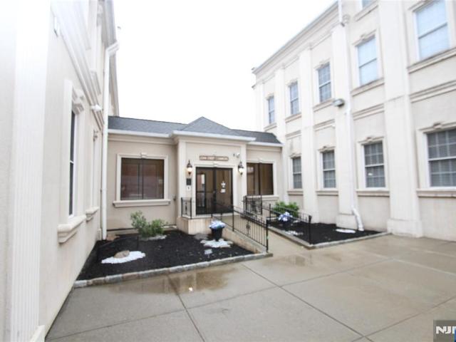 1 John Street # 1