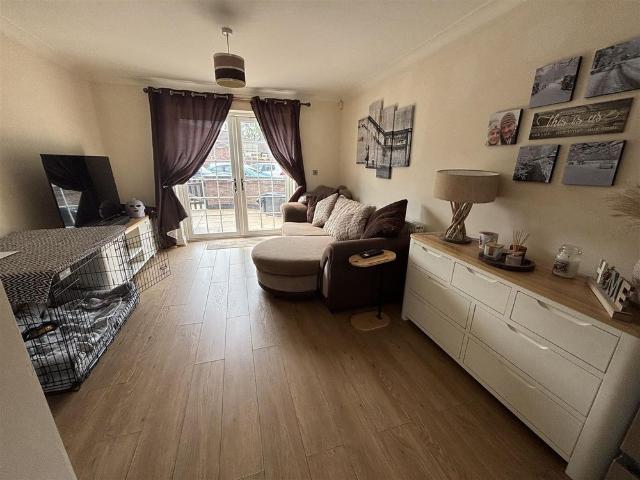 1 Johnsons Court, Howden
