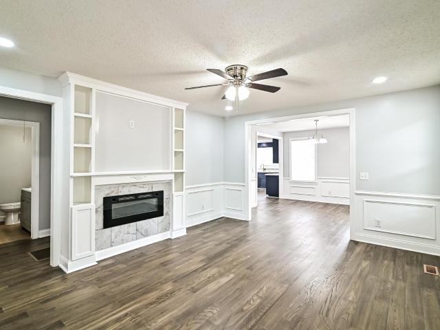 1 Kenilworth Avenue