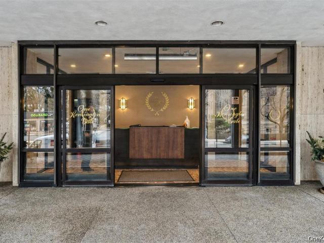 1 Kensington Gate 211