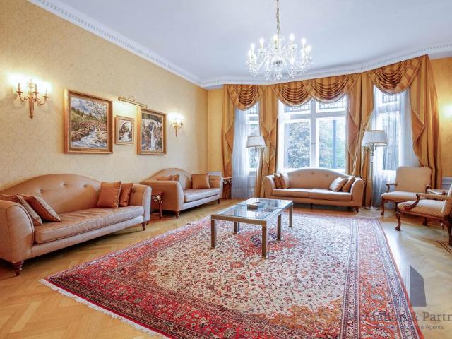 1 Kensington High Street 5 bed apartment to rent £15,000 pcm £3,462 pw