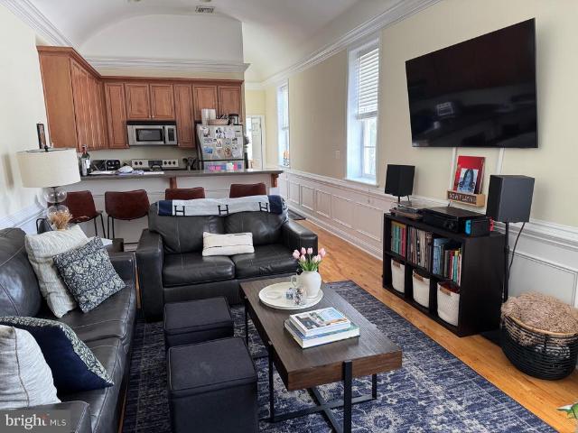 1 Kings Ct # 5