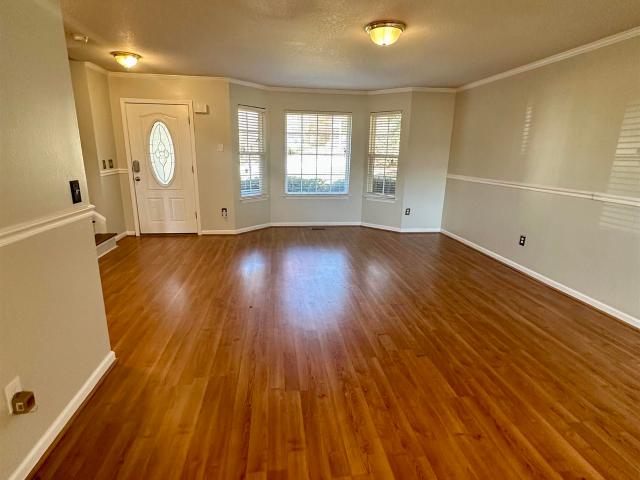 1 Kingscreek Drive