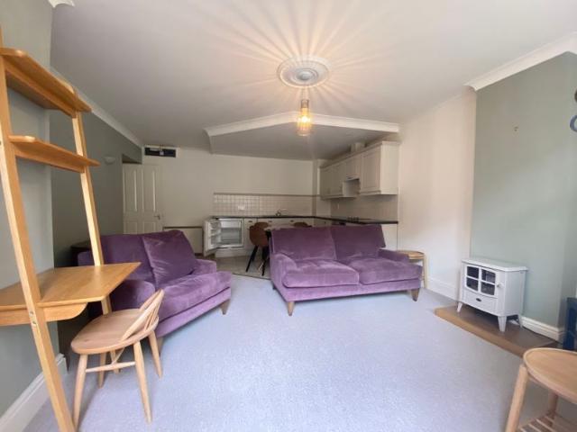 1 Kingsland Mansions, Murivance, Shrewsbury, SY1 1JF