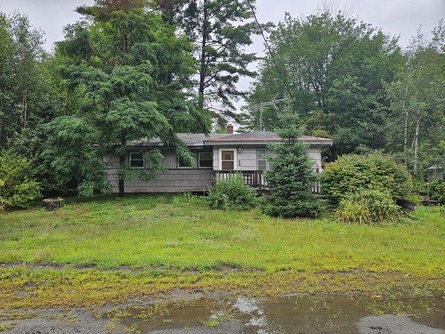 1 Knowles Ave, Milo, ME 04463
