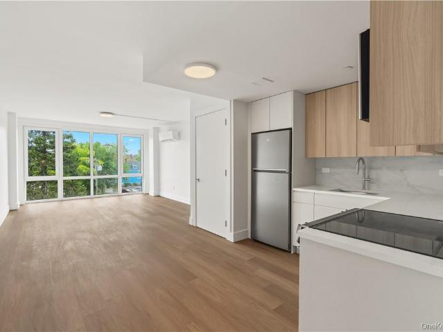 1 Lyon Place 103