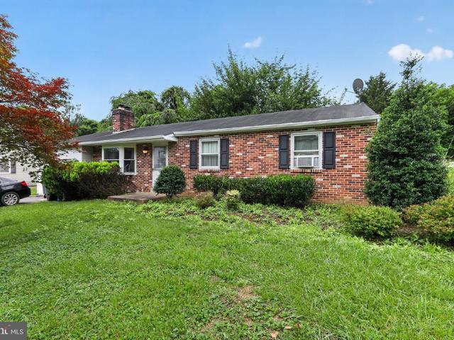 1 Lynn Boulevard