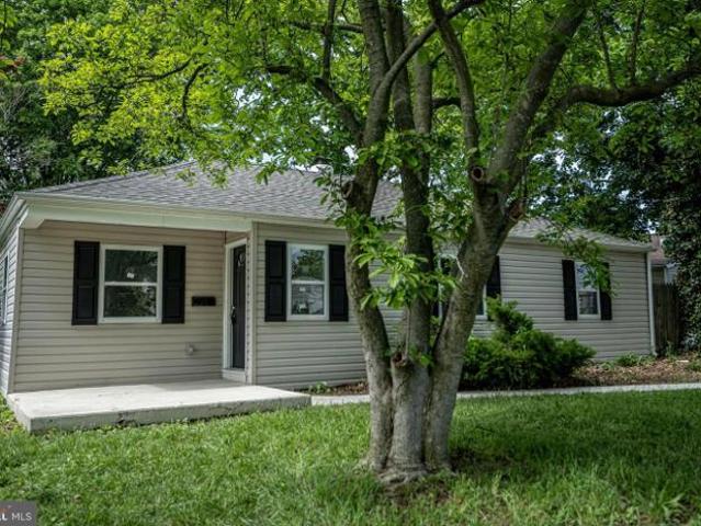 1 Lynbrook Rd, Wilmington, DE 19804