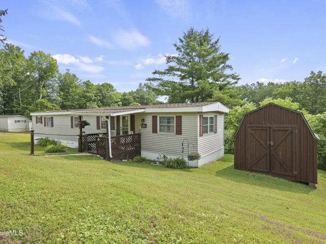 1 Lakewood Cir, Pittsfield, MA 01201