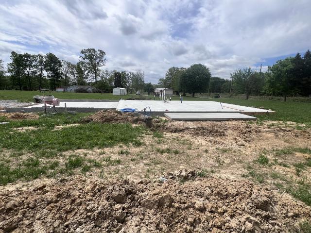 1 Lake Morris Rd