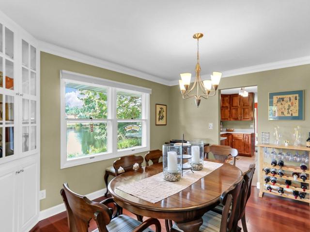 1 Lake Park Road