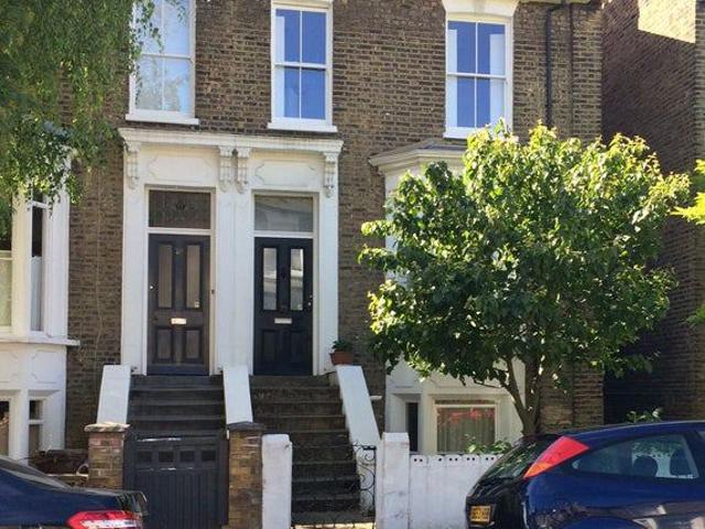 1 large double bedroom with conservatory LG