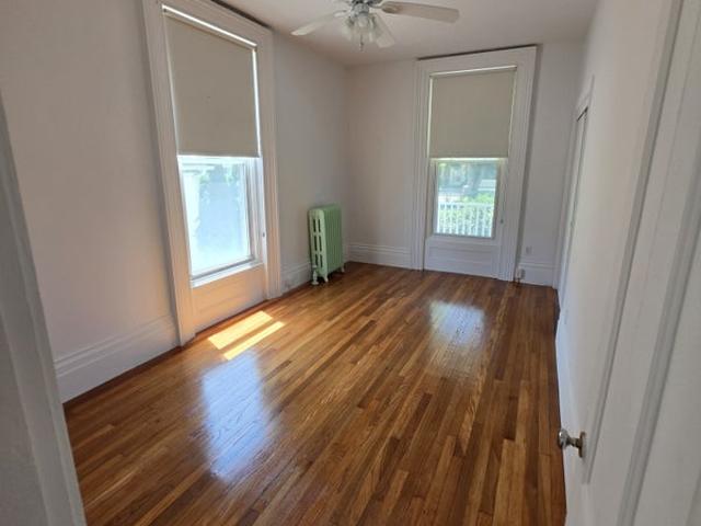 1 large room