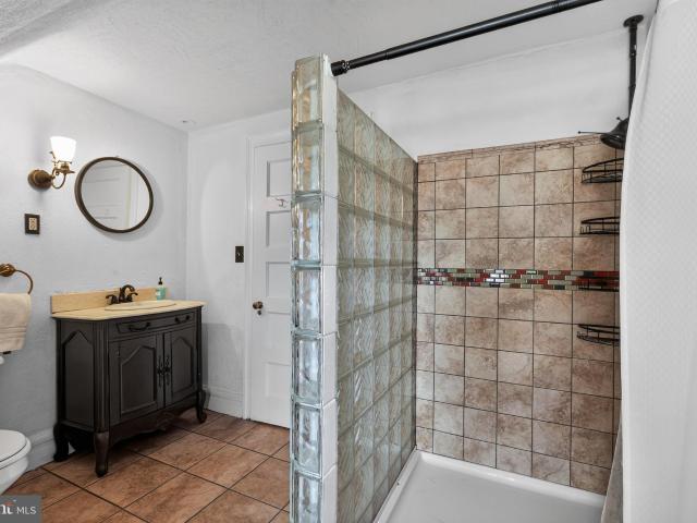 1 Latham Park, Elkins Park, PA 19027 | MLS #PAMC2184