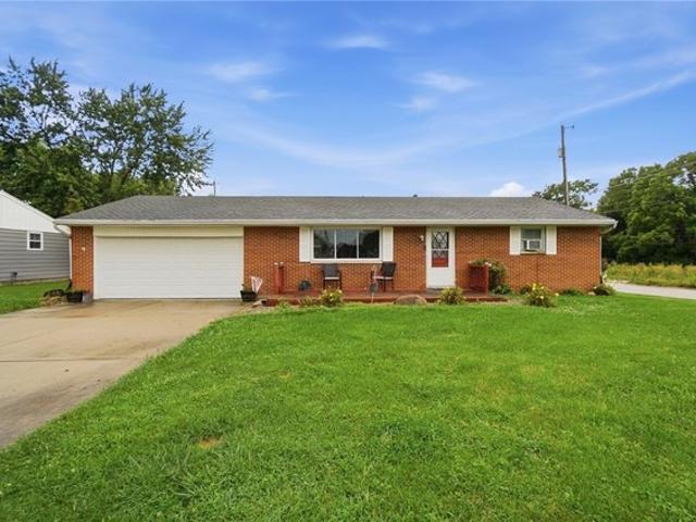 1 Laura Cir, Laura, OH 45337