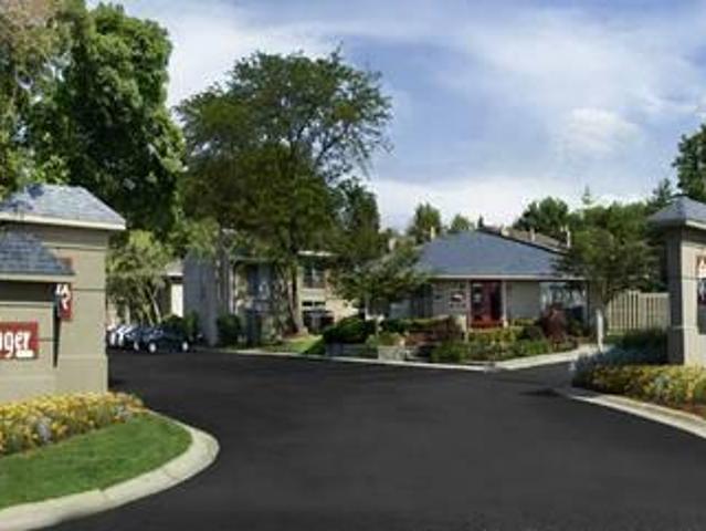 1 Left! Stylish 2BR Townhome! Just $799! Centerville Schools!