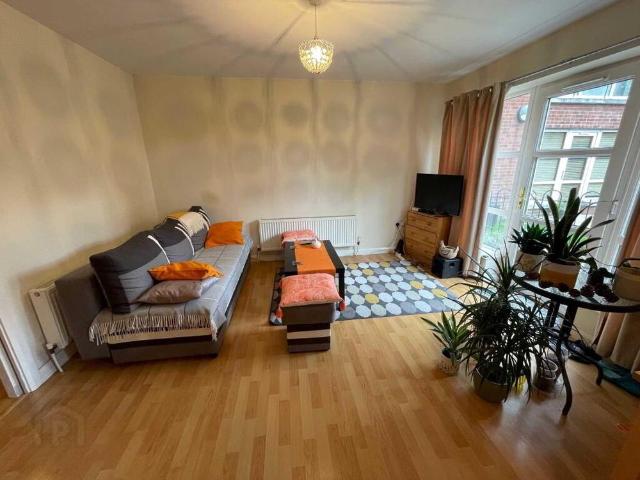 1 Lewis Mews, Belfast, BT4 1FY