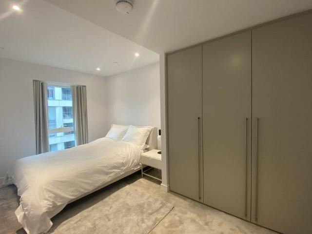 1 Lockgate Road
