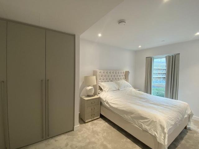 1 Lockgate Road, Chelsea Creek, London