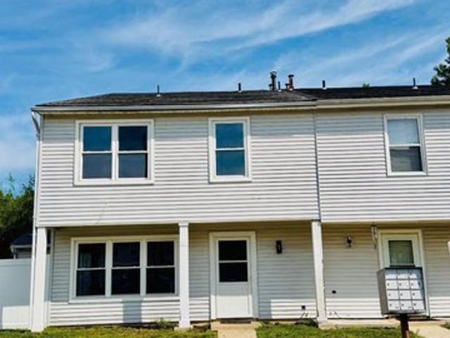 1 Logan Ct, Sicklerville, NJ 08081