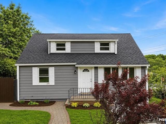 1 Lorelei Rd, West Orange, NJ 07052